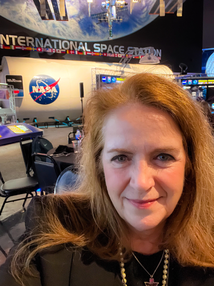 Asgardian Minister of Culture at Space Exploration Educators Conference